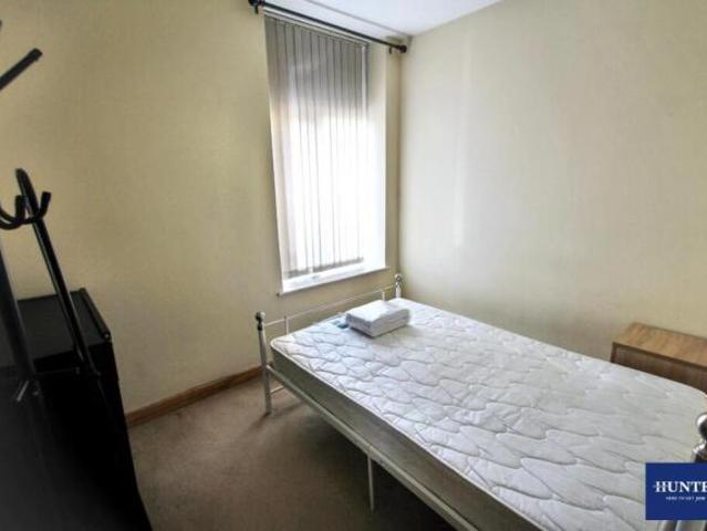 2 bedroom flat for rent in Sunbridge Road, Bradford, West Yorkshire, BD1
