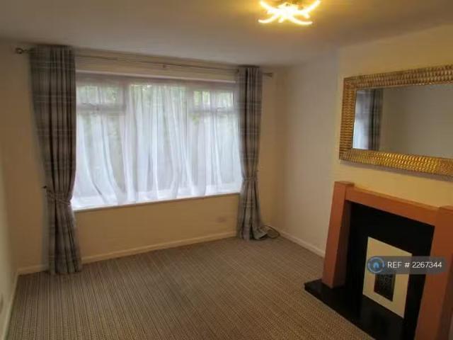 2 bedroom flat for rent in Sunnybank Avenue, Coventry, CV3