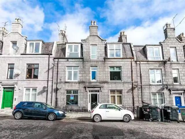 2 bedroom flat for rent in Sunnybank Place, Aberdeen, AB24