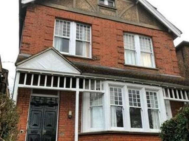 2 Bedroom Flat For Rent In Surbiton