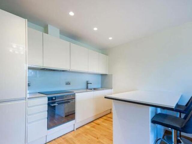 2 Bedroom Flat For Rent In Sutton