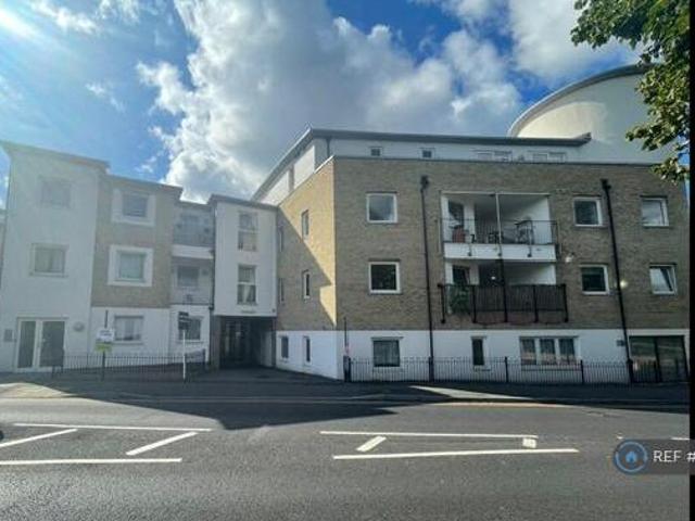 2 Bedroom Flat For Rent In Sutton