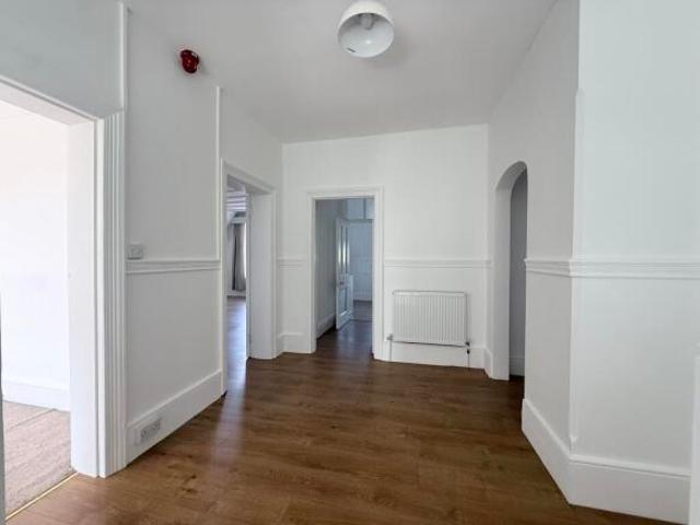2 bedroom flat for rent in Sutton House, Meads Road, Eastbourne, East Sussex, BN20