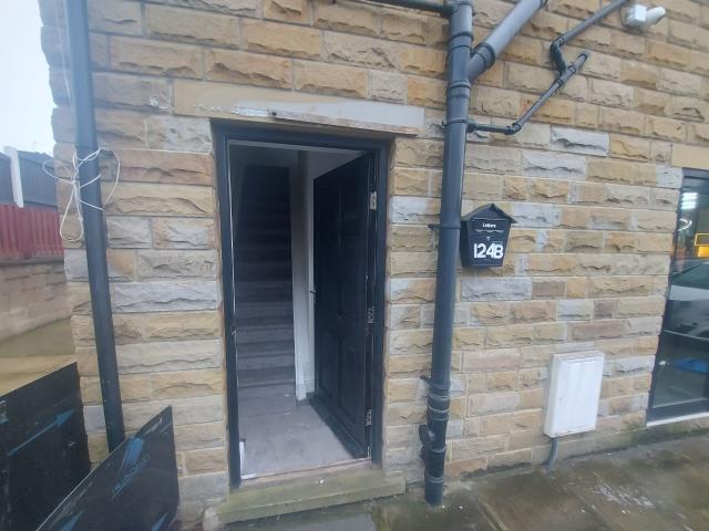 2 bedroom flat flat/apartment Let Agreed in Bradford