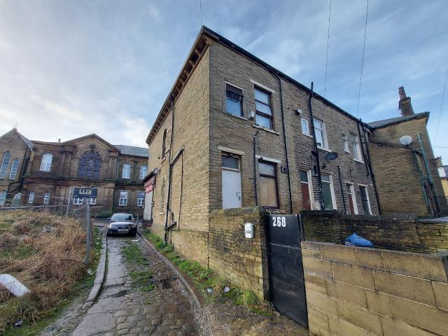2 bedroom flat flat/apartment Reserved in Bradford