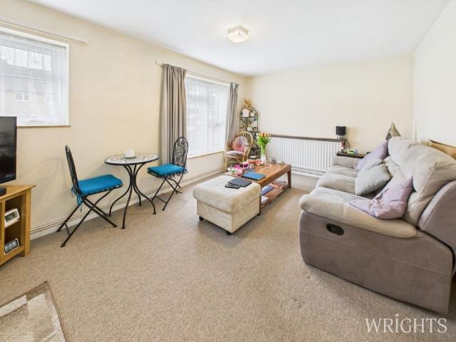 2 bedroom Flat HARWOOD HILL, WELWYN GARDEN CITY
