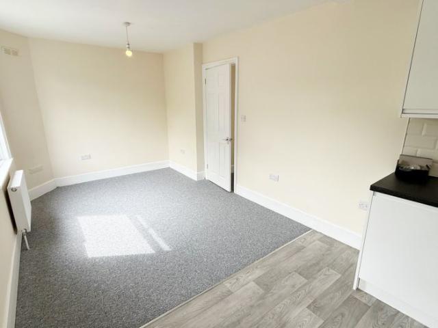 2 Bedroom Flat, Hollingbury Place, Brighton