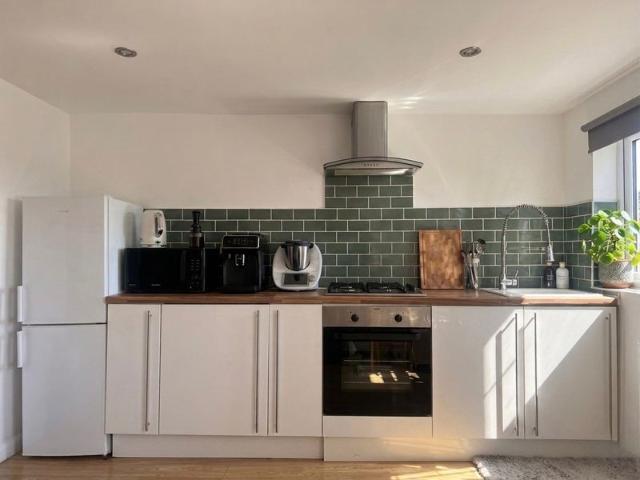 2 bedroom flat in the heart of finchley