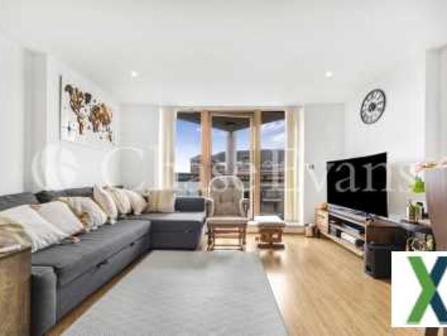 2 bedroom flat in The Odyssey, Crews Street, Canary Wharf, London, E14