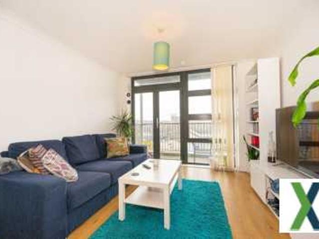 2 bedroom flat in Twelve Trees Crescent, London, E3 2 bed #2387763