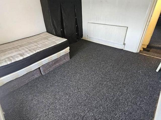2 bedroom flat in Walsall