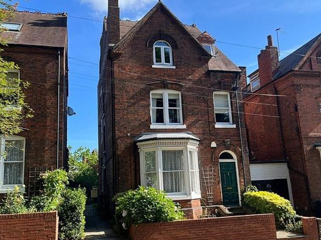 2 bedroom flat in Walsall