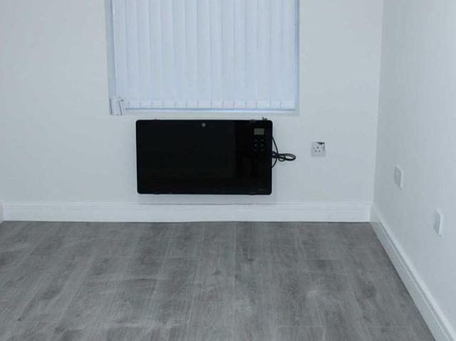 2 bedroom flat in Walsall