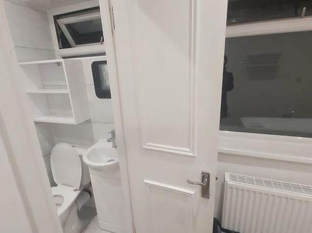 2 bedroom flat in Wembley