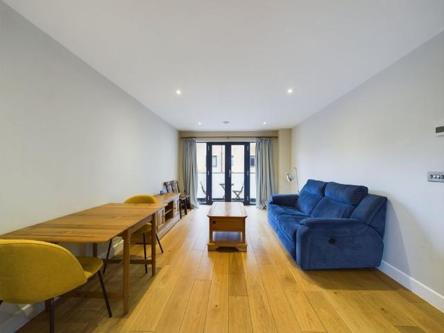 2 bedroom Flat in Weldale Street, Reading
