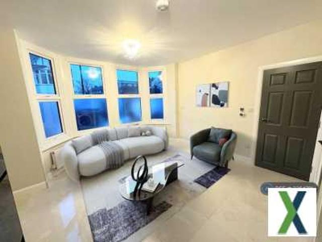 2 bedroom flat in Westminster Drive, Westcliff On Sea, SS0 2 bed #2364781
