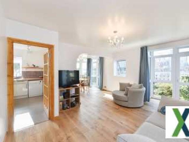 2 bedroom flat in Whiteadder Way, London, E14 2 bed #2407894