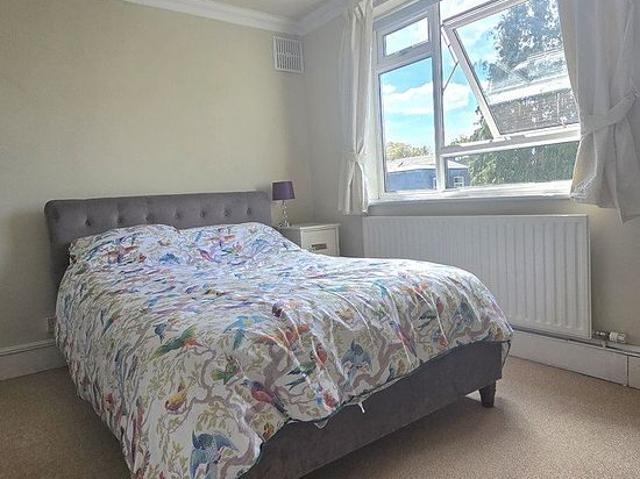 2 bedroom flat in Beckenham