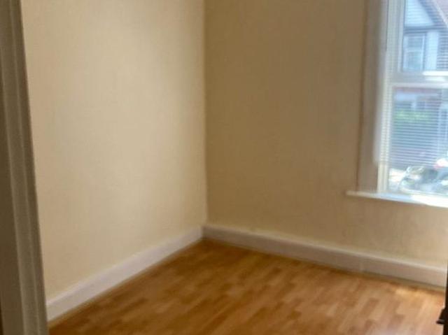 2 bedroom flat in Beckenham