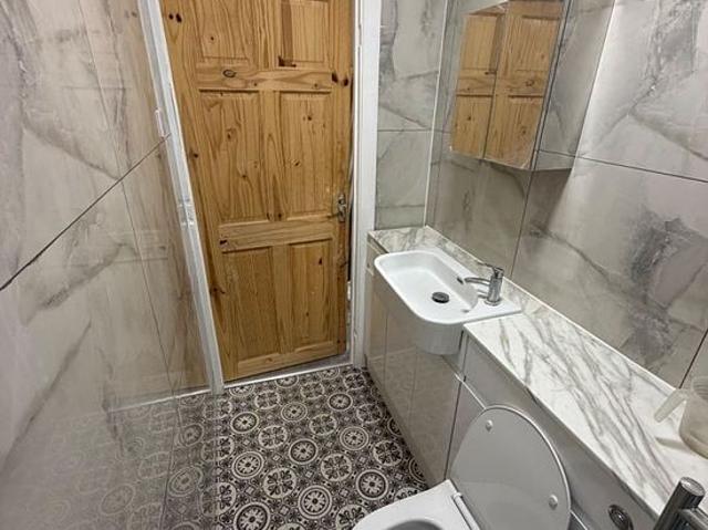 2 bedroom flat in Birmingham