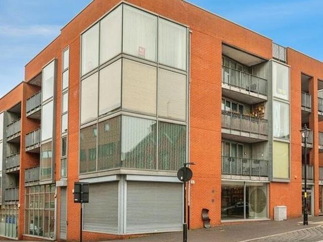 2 bedroom flat in Birmingham