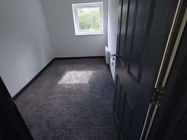 2 bedroom flat in Birmingham