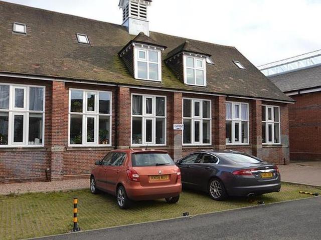2 bedroom flat in Birmingham
