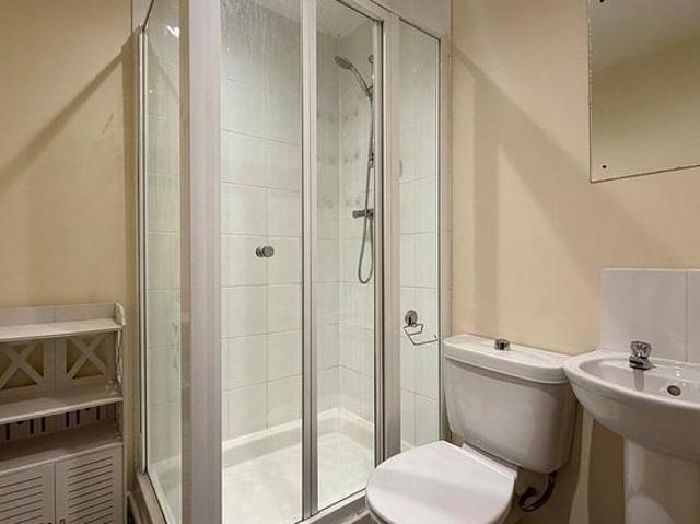 2 bedroom flat in Birmingham