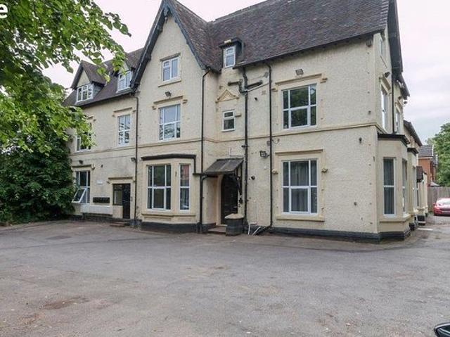 2 bedroom flat in Birmingham