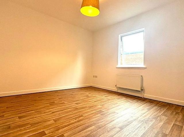 2 bedroom flat in Birmingham