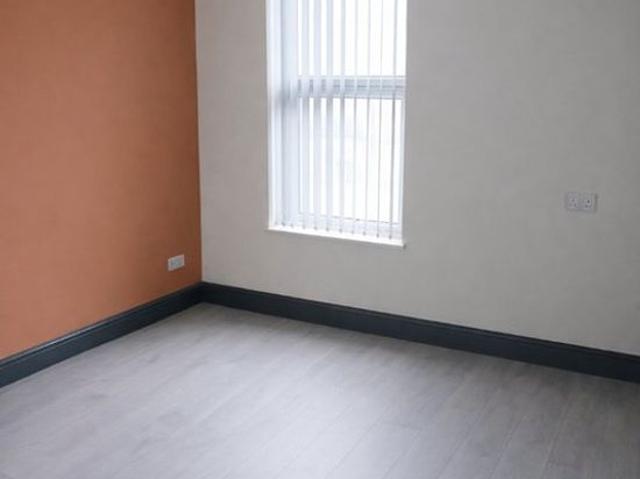2 bedroom flat in Birmingham