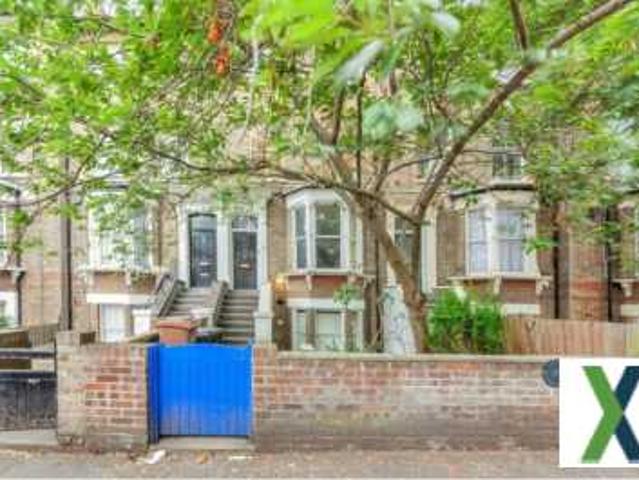 2 bedroom flat in Colvestone Crescent, London, E8 2 bed #2444035