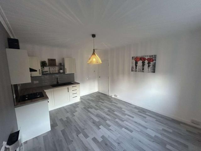 2 Bedroom flat in dundee
