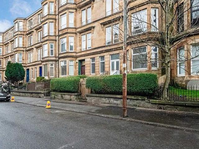2 bedroom flat in Glasgow