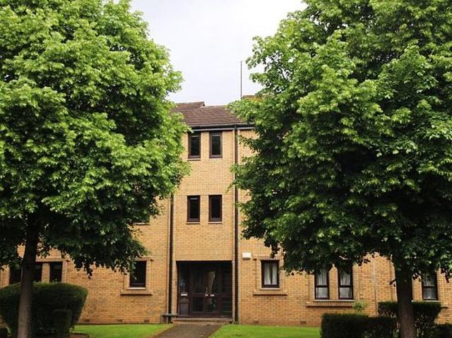2 bedroom flat in Glasgow