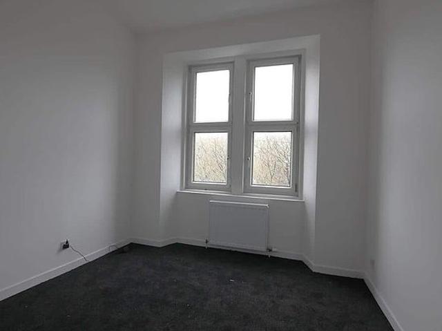 2 bedroom flat in Glasgow