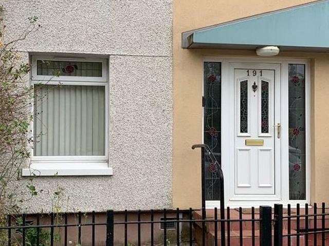2 bedroom flat in Glasgow