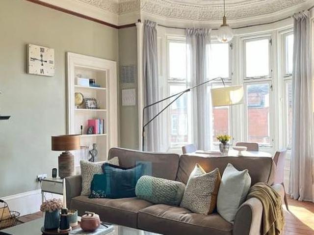 2 bedroom flat in Glasgow