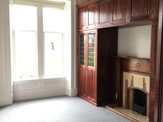 2 bedroom flat in Glasgow