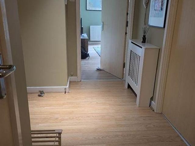 2 bedroom flat in Glasgow