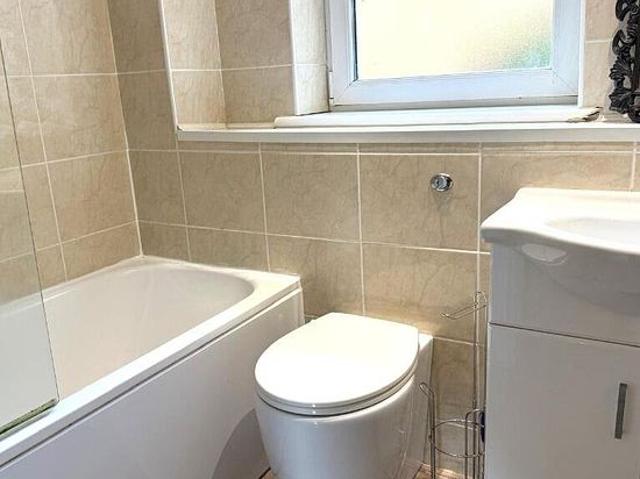 2 bedroom flat in Glasgow