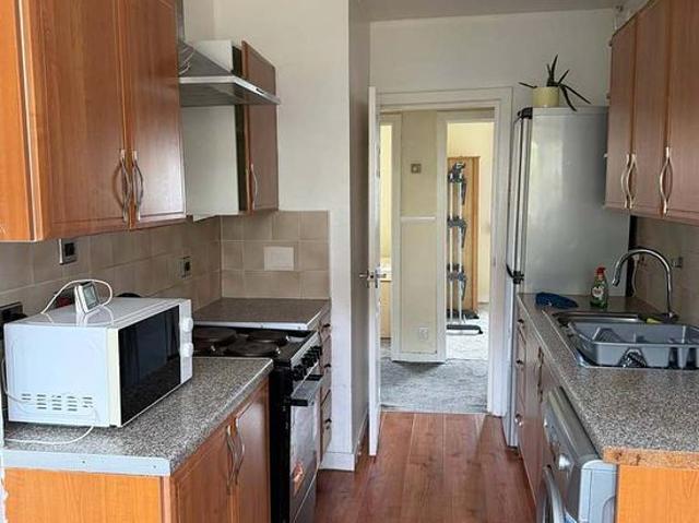 2 bedroom flat in Glasgow