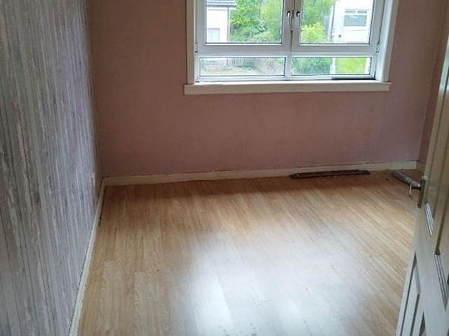 2 bedroom flat in Glasgow
