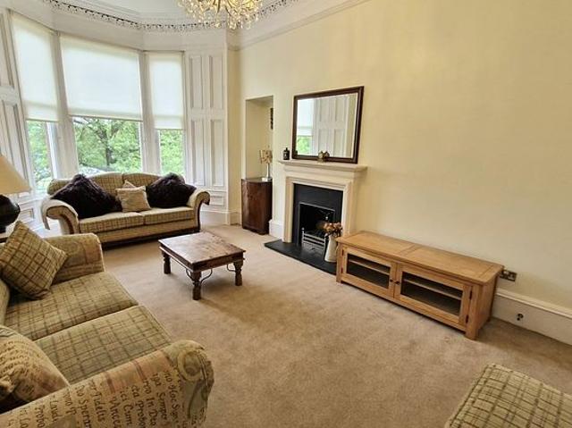 2 bedroom flat in Glasgow