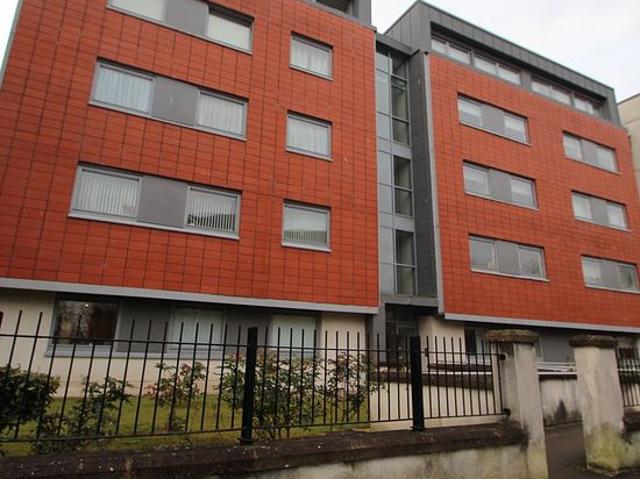 2 bedroom flat in Glasgow