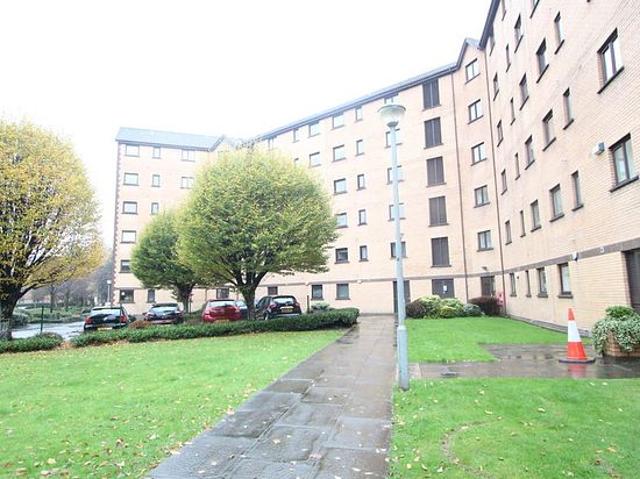 2 bedroom flat in Glasgow