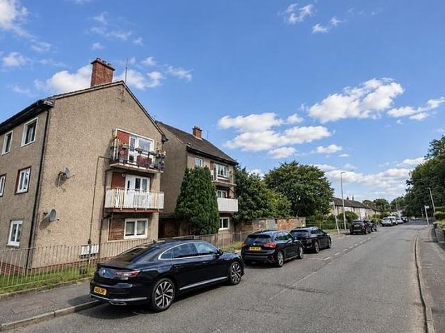 2 bedroom flat in Glasgow