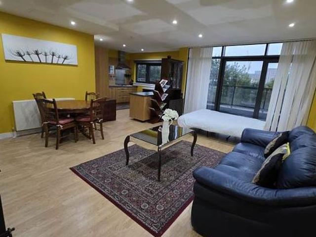 2 bedroom flat in Glasgow