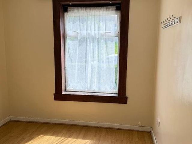 2 bedroom flat in Glasgow