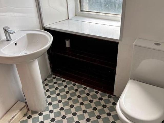 2 bedroom flat in Glasgow